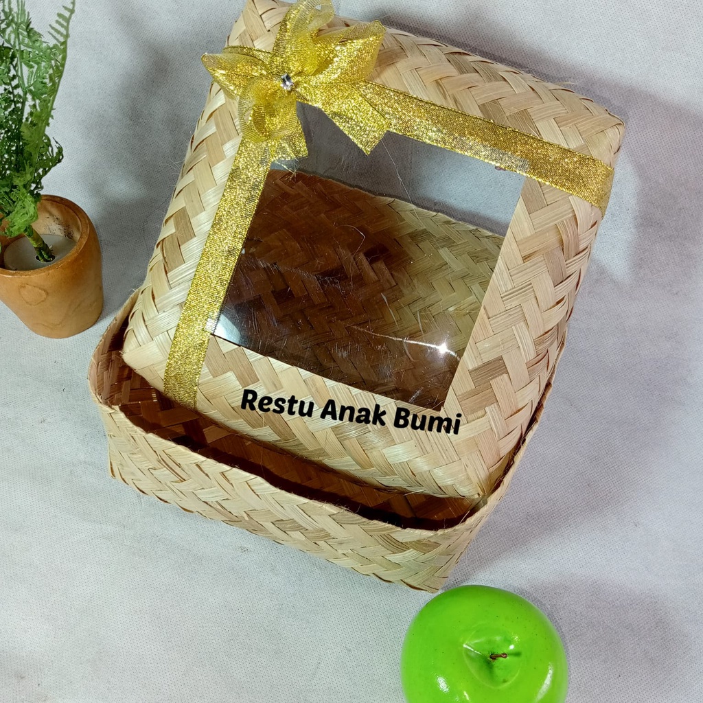 Jual (B005) Besek Natural Mika Pita Emas | wadah roti kue | Keranjang ...