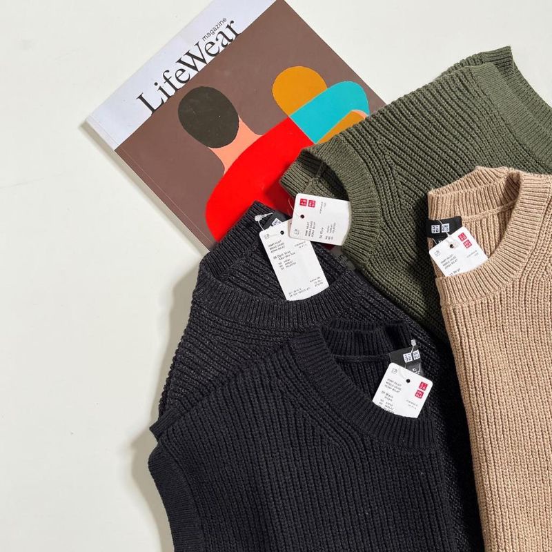 Jual SALE UNIQLO KNIT VEST SWEATER ORIGINAL/ROMPI RAJUT MIDDLE GAUGE ...