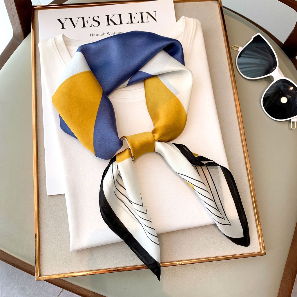 Jual Milka Printed Smooth Neck Scarf | Shopee Indonesia