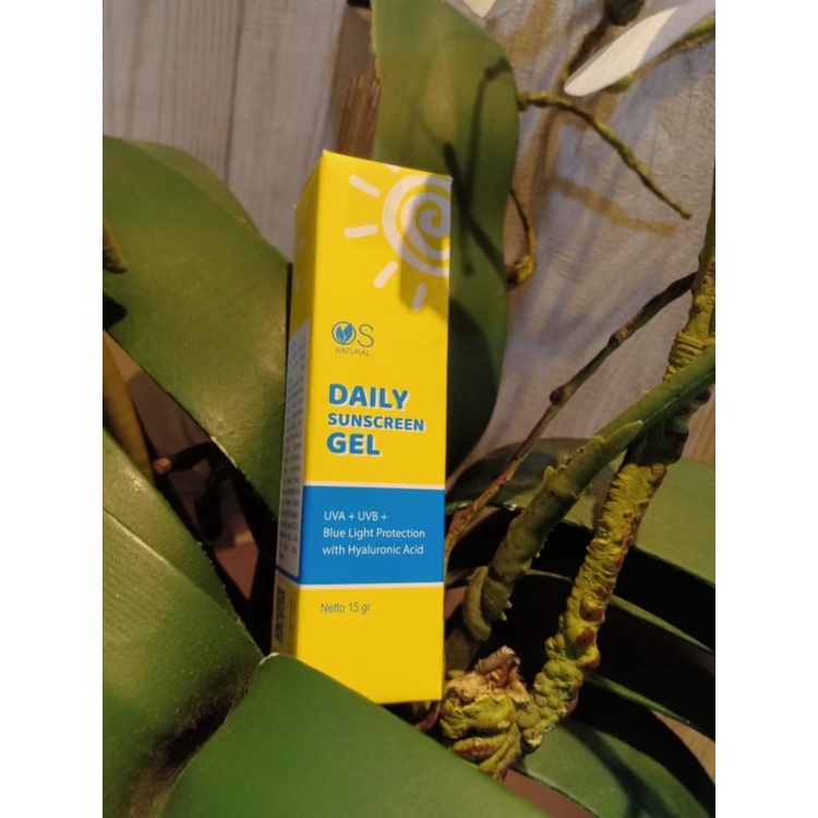 Jual DAILY SUNSCREEN GEL LARISSA | Shopee Indonesia