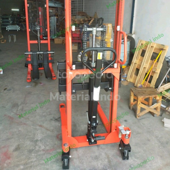 Jual Best Seller Hand Stacker Manual / Hand Lift Manual 2 Ton 1,6 Meter ...