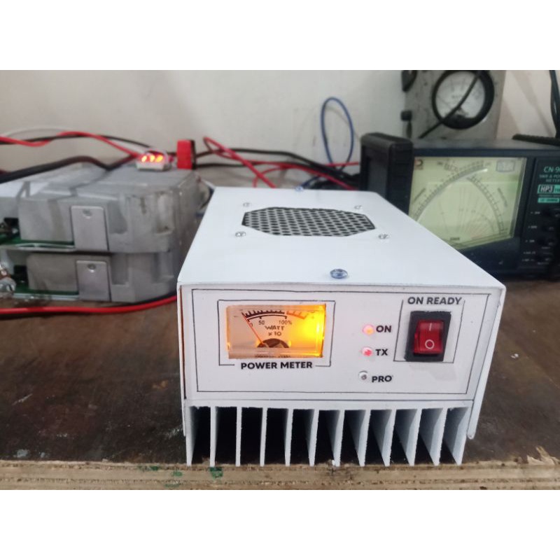 Jual boster 144mhz 13-28volt untuk ht in 5 watt out 250-300 watt ...