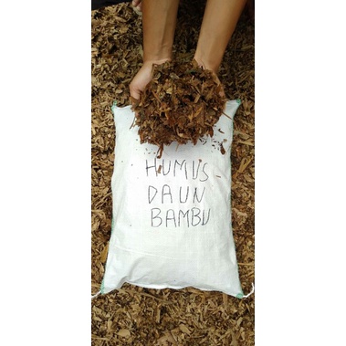 Jual Humus Daun bambu / humus bambu karungan ukuran 10kg / media tanam ...