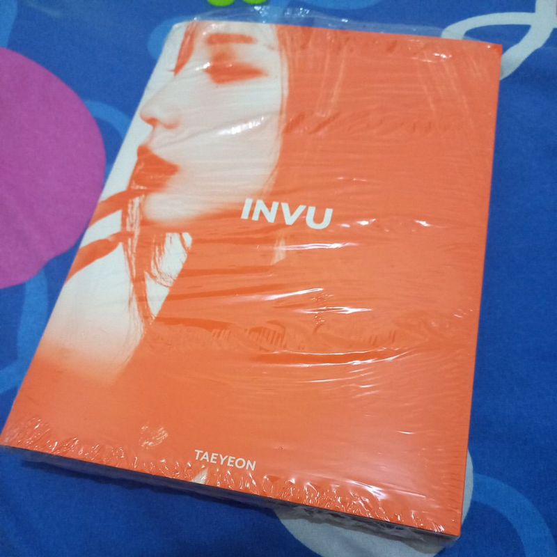 Jual Taeyeon Album - INVU (orange) | Shopee Indonesia