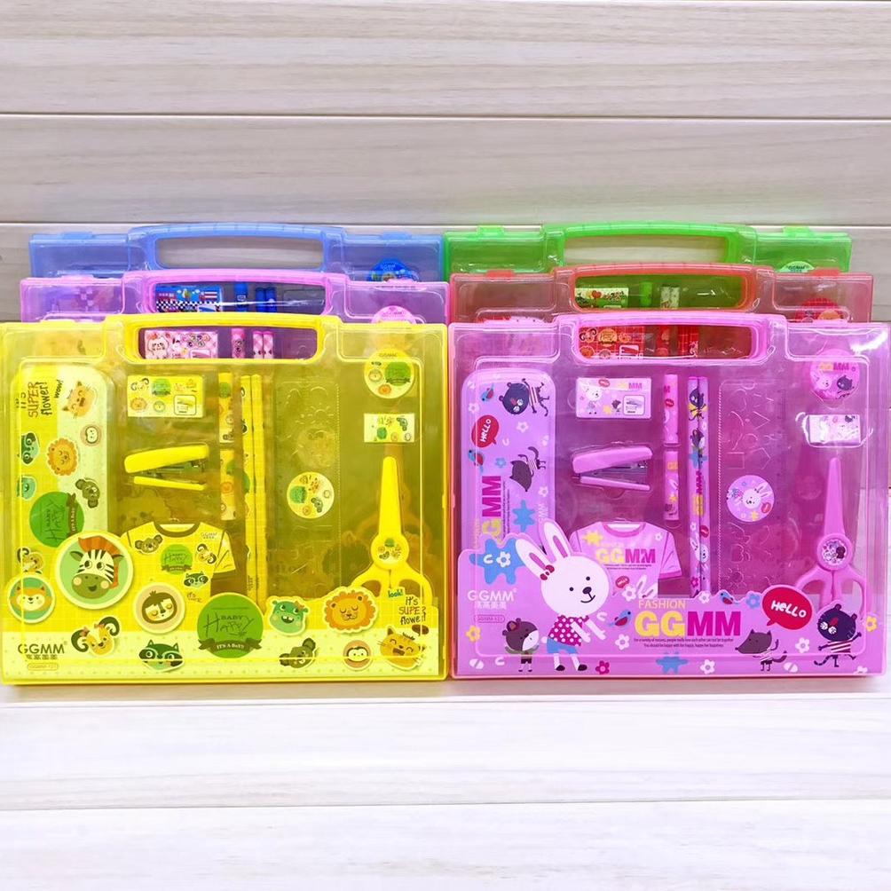 Jual Paket Stationery Set dengan tas map " Hi Little Animals" -GGMM121 ...