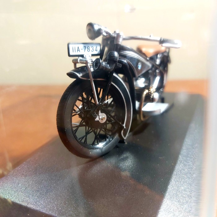Jual DIECAST IXO MODELS BMW R32 1923-1926 MINT CONDITION TERBARU ...