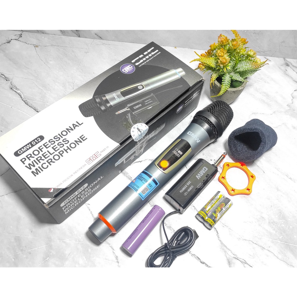 Jual Mic Wireless Microphone Karaoke GMC/GMW 012 Original | Shopee ...