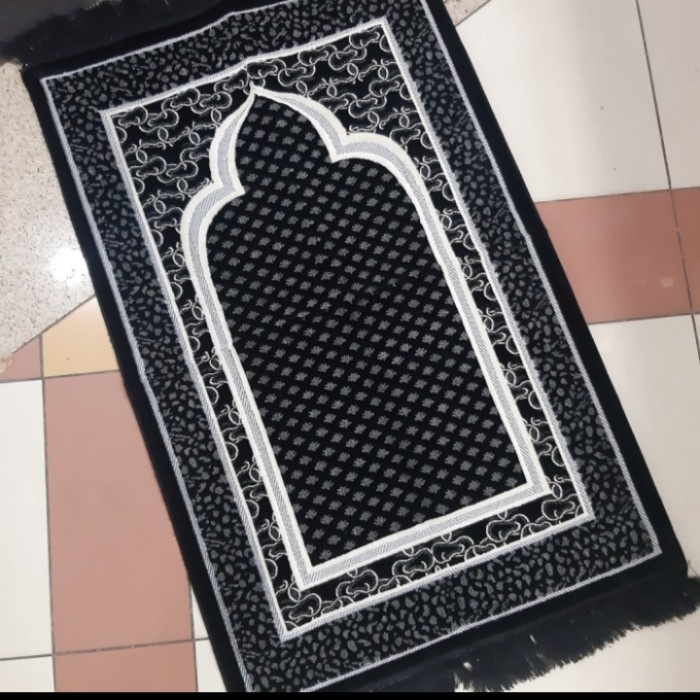 Jual sajadah almas turkey khusus hitam ukuran 70x110 | Shopee Indonesia