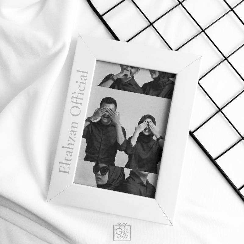 Jual CETAK FOTO BINGKAI 4R ( 10 x 15 ) CM | Shopee Indonesia