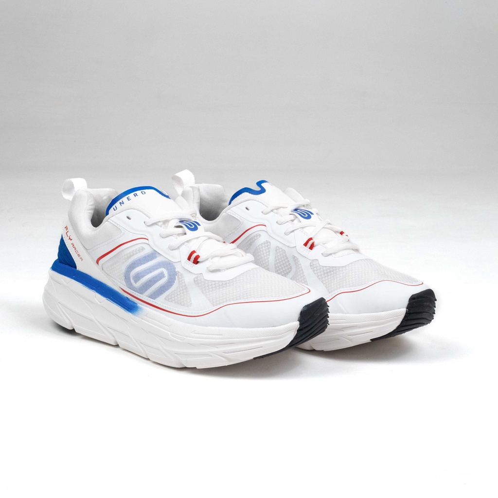 Jual UNERD PERFORMANCE Fly Racer - Ice White | Sepatu Running Pria ...