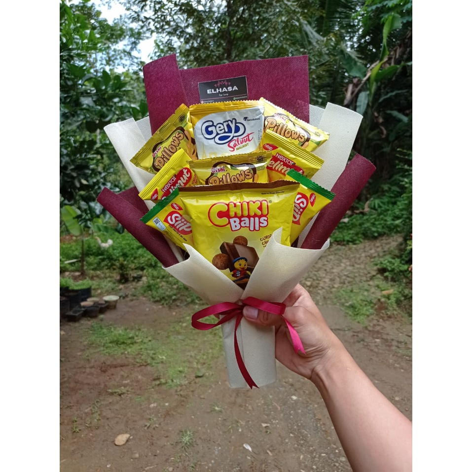 Jual Buket snack kuning - buket snack marun krem - buket snack murah ...