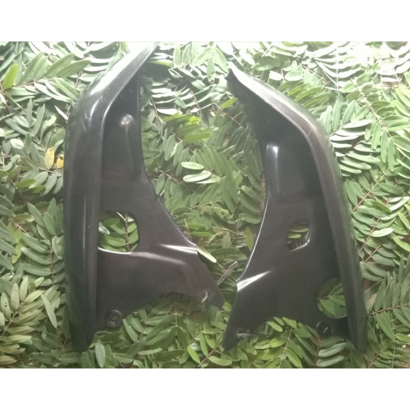 Jual sayap Astrea grand hitam original tebeng sayap astrea grand ...