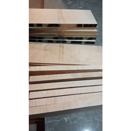 Jual kayu maple 2.5 x 3 x 90 cm | Shopee Indonesia