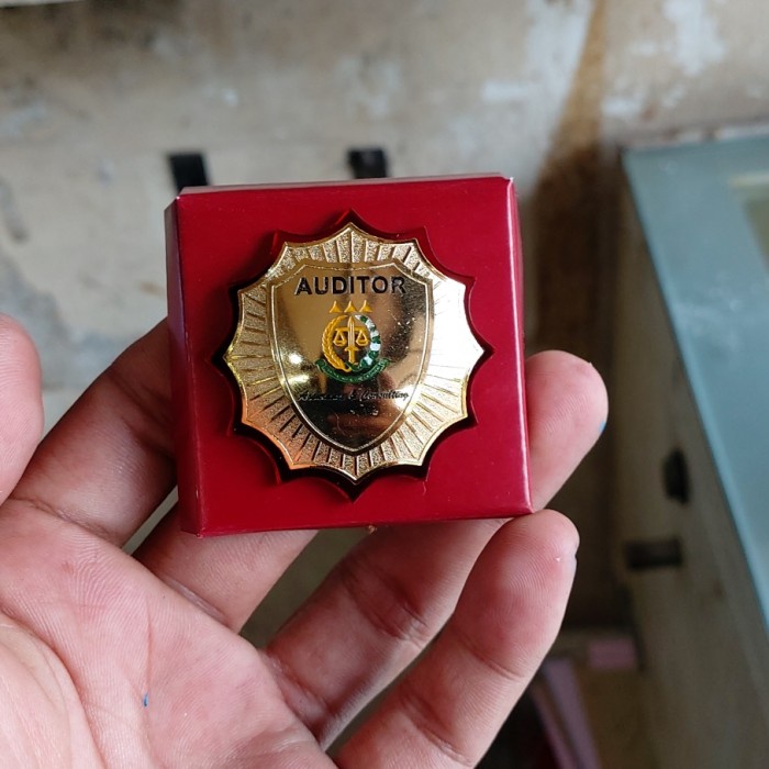 Jual Pin Jas Pin Auditor Jaksa Kejaksaan Ri Paku | Shopee Indonesia