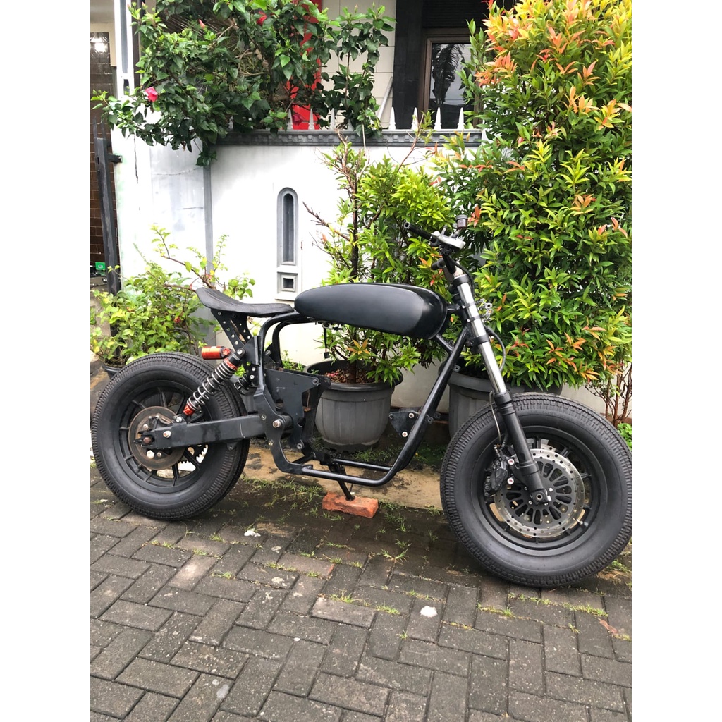 Jual Rangka custom bobber ( rangka, jok, tangki ) | Shopee Indonesia