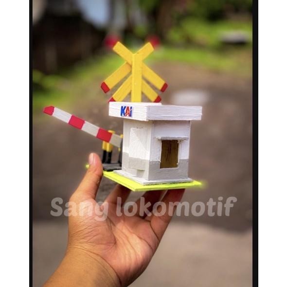 Jual NEW MINIATUR MAINAN PALANG PINTU KERETA API INDONESIA,PALING ...