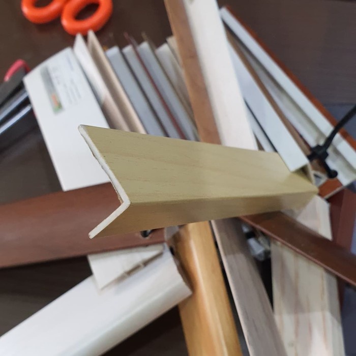 Jual Floor Siku L Pvc (Utk Adaptasi & Stepnosing) | Shopee Indonesia