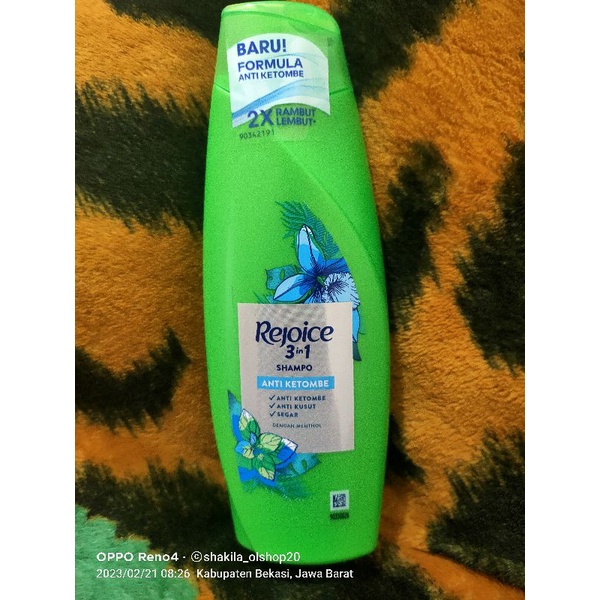 Jual Rejoice Hijab Shampoo Perawatan Anti Dandruff 3 in 1 150 ml | Shopee Indonesia