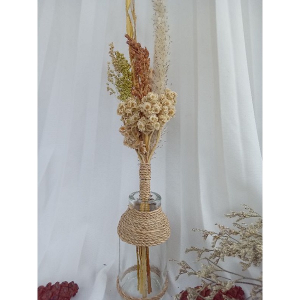 Jual bunga kering mix dan vase bunga rustik, mini buket | Shopee Indonesia