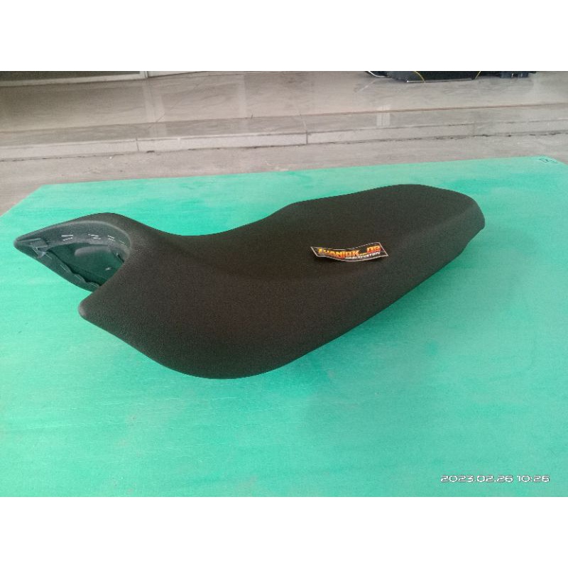 Jual jok megapro primus double seat kulit amplas polos-jok mp primus ...