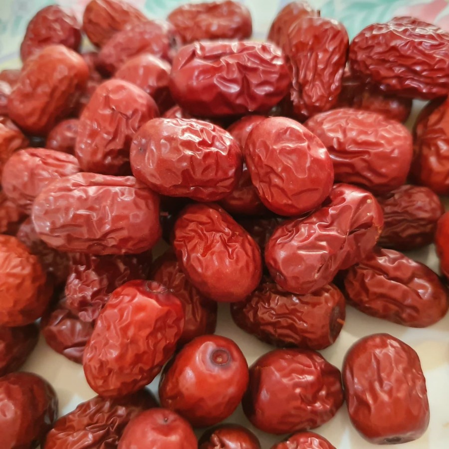 Jual Angco Ang co Hong zao (red dates) Kurma Merah 100gr | Shopee Indonesia