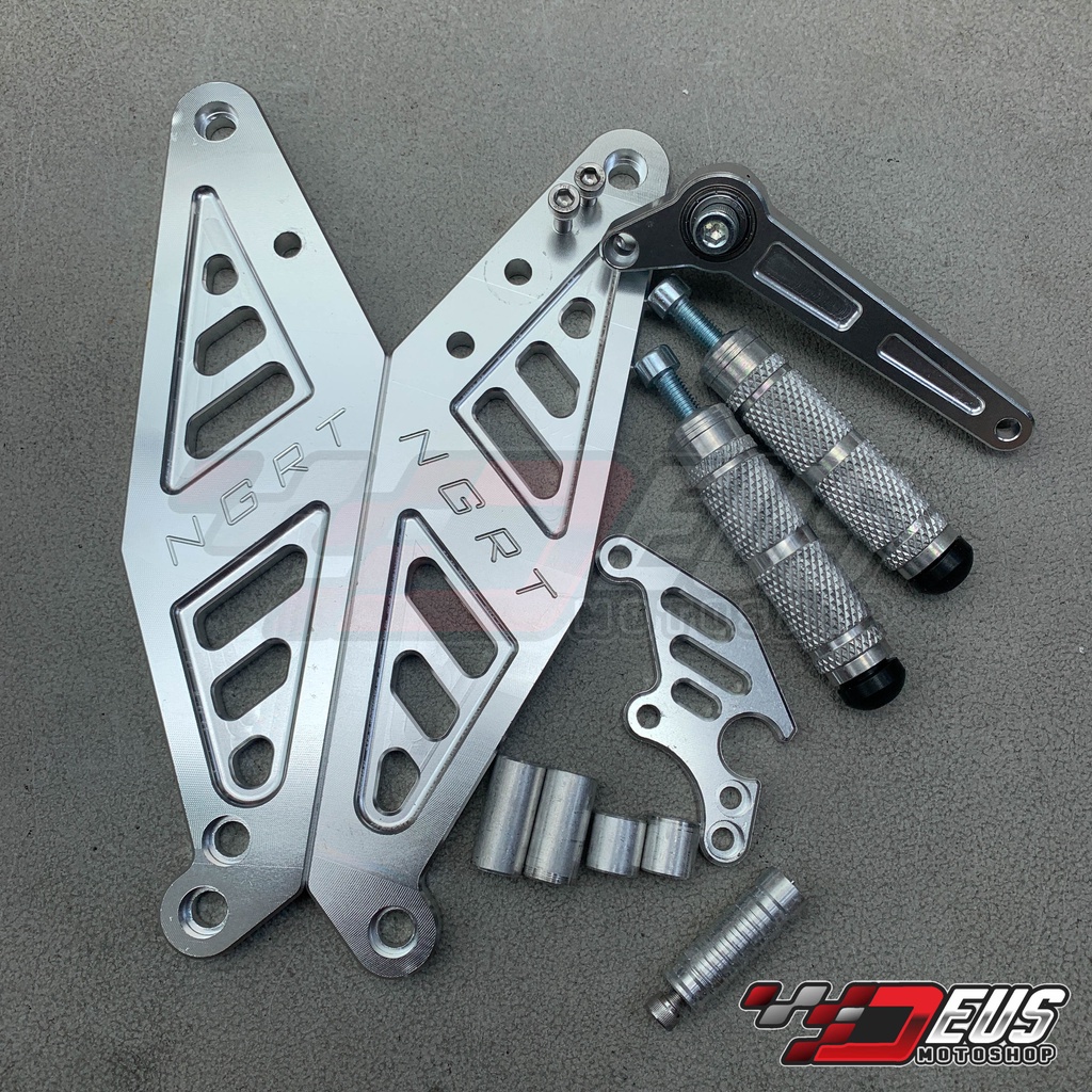 Jual R4 Footstep Underbone NGRT R4 Satria FU Karbu FI / Step UB Carbu ...
