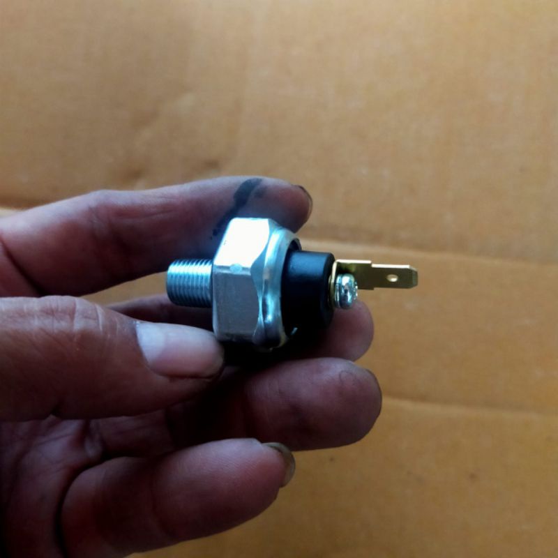 Jual switch sensor tekanan preassure oli mobil | Shopee Indonesia