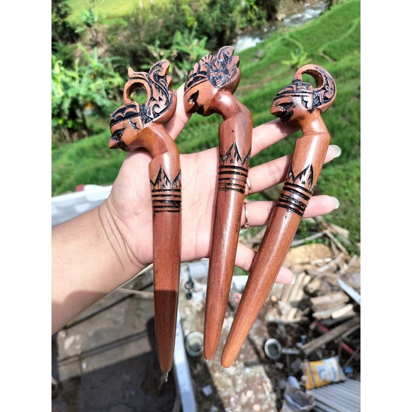 Jual pulpen ukiran wayang/pulpen unik ukiran/pulpen kayu ukiran ...