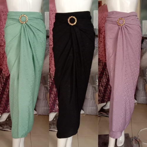 Jual Rok Lilit Kain Serut Polos Dobby Bawahan Kebaya Modern Sage Green ...