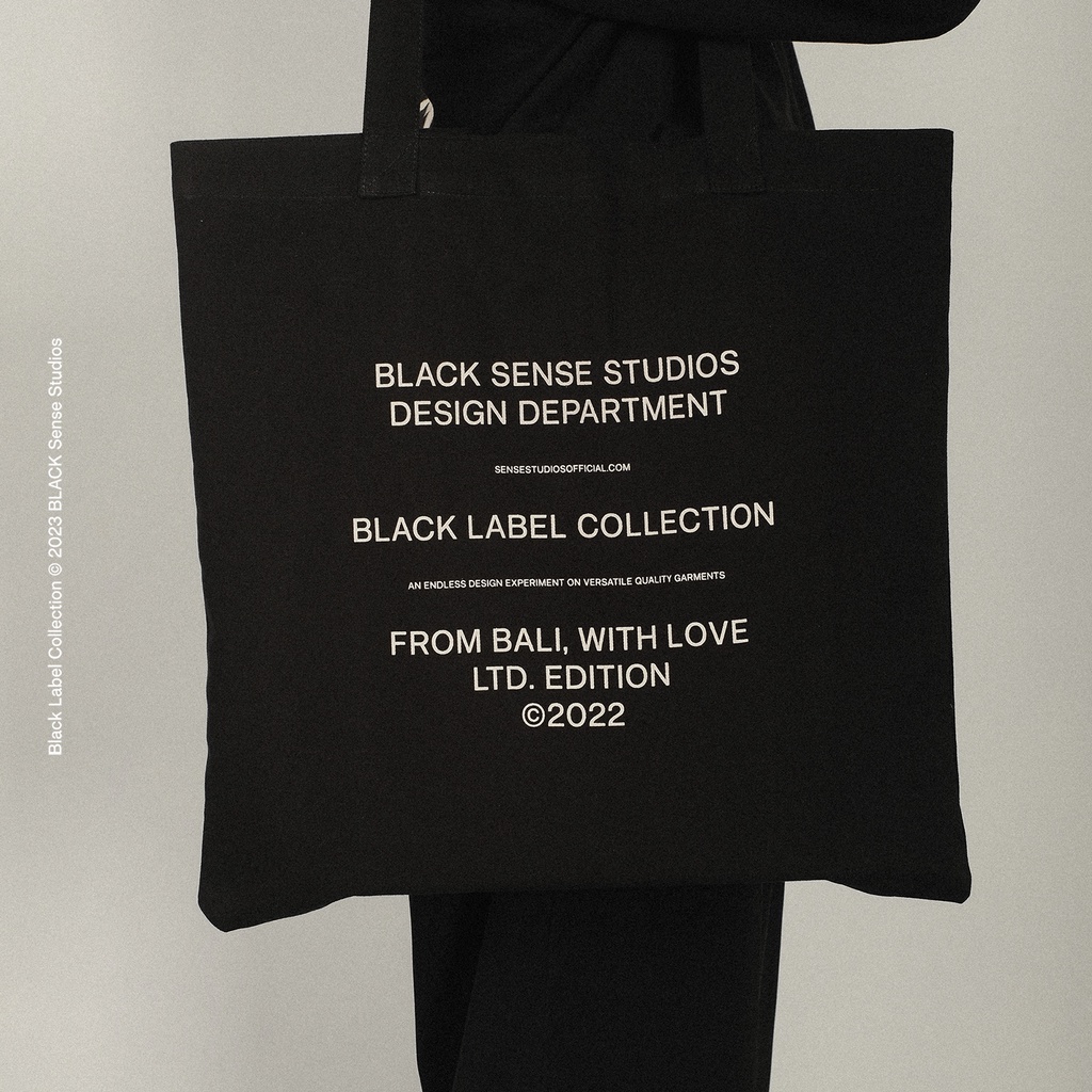 Jual BLACK Sense Studios - Design Department Two-Way Tote (Black ...