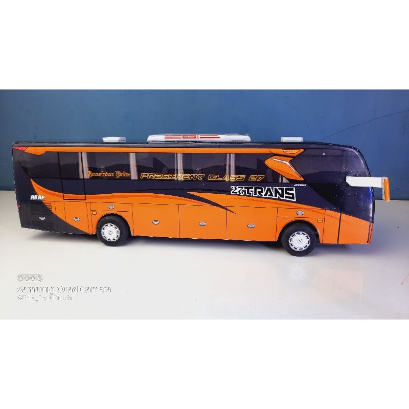 Jual Miniatur Bus Miniatur Bis 27 Trans Mobil Manian Hadiah anak ...