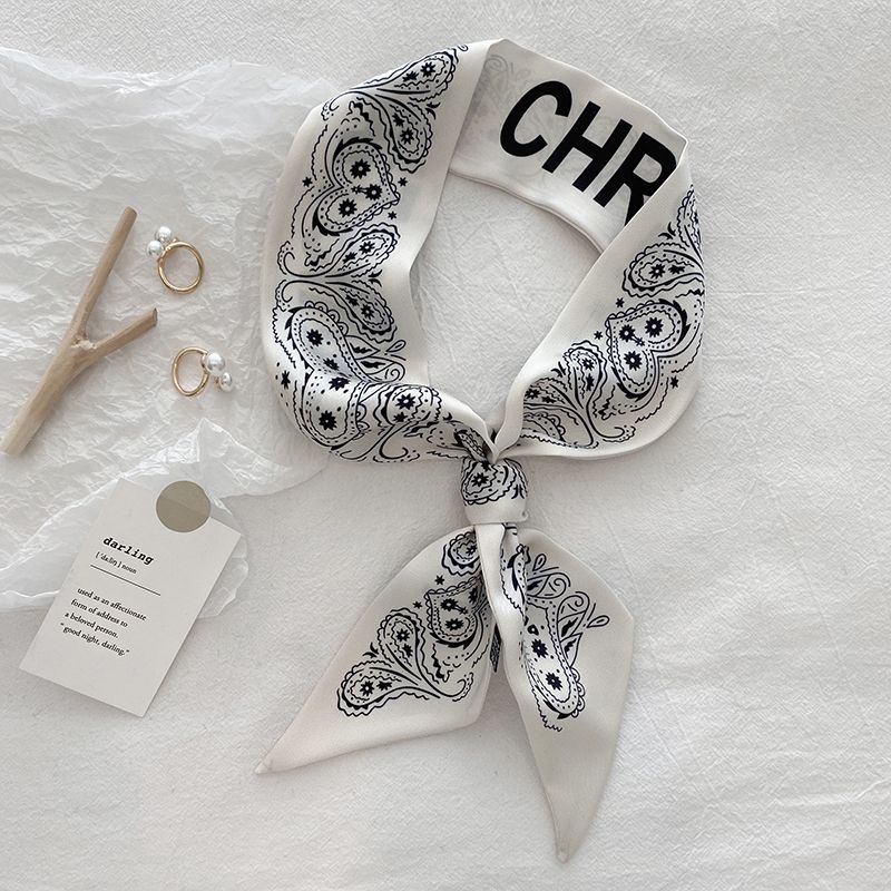 Jual Hitam dan Putih Pop Kecil Korea Syal Cinta Mete Syal Rambut Band ...