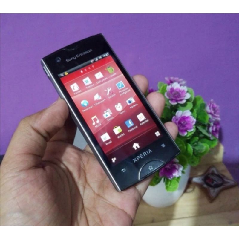 Jual android jadul Sony ericsson Xperia Ray slim hp android sony ...