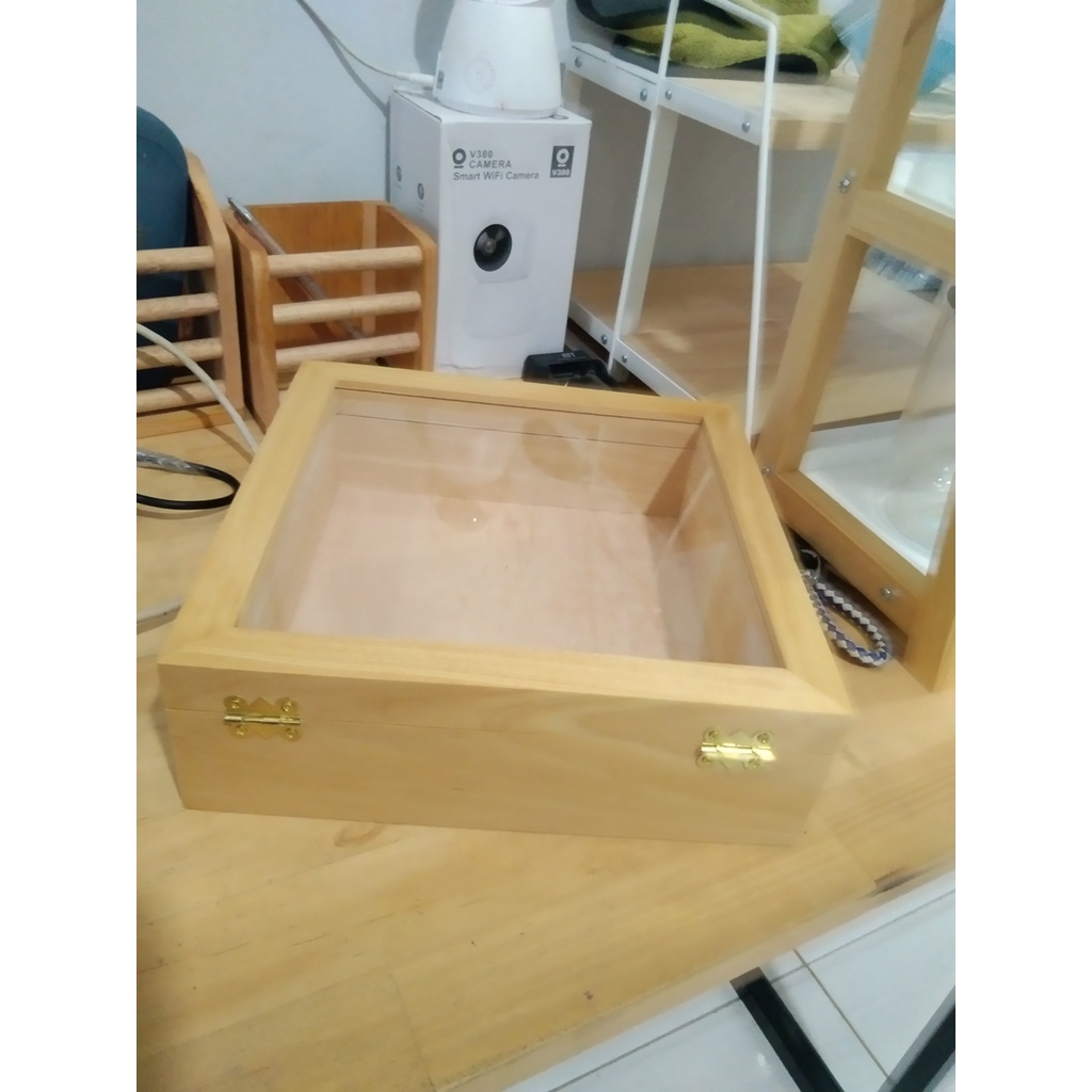 Jual Kotak box kayu akrilik ukuran 22,5x22,5x7cm | Shopee Indonesia
