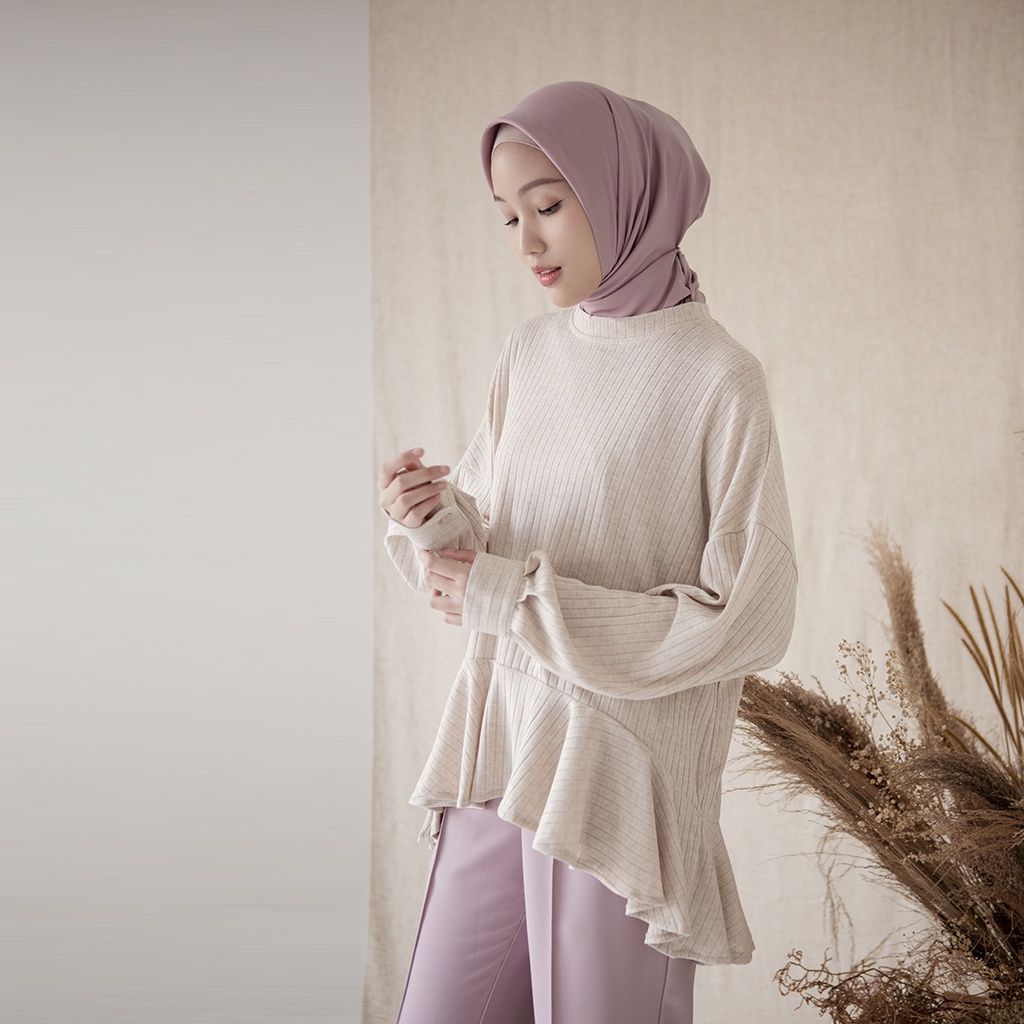 Jual Daru by Aska Label - Atasan katun knit wanita blouse rajut lengan ...