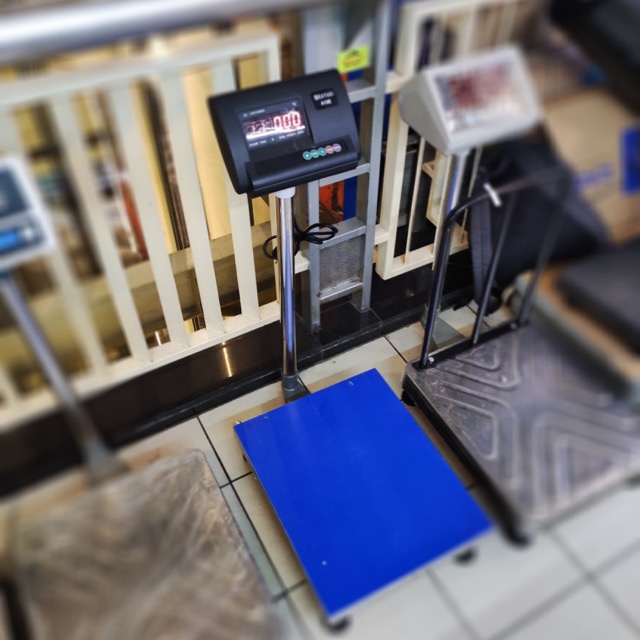 Jual Timbangan duduk,timbangan lantai,timbangan digital SAYAKI A12e kap 200kg | Shopee Indonesia