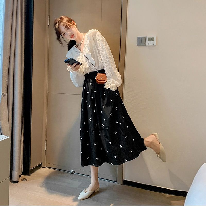 Jual Rok wanita model rok a-line bermotif floral model pinggang tinggi ...