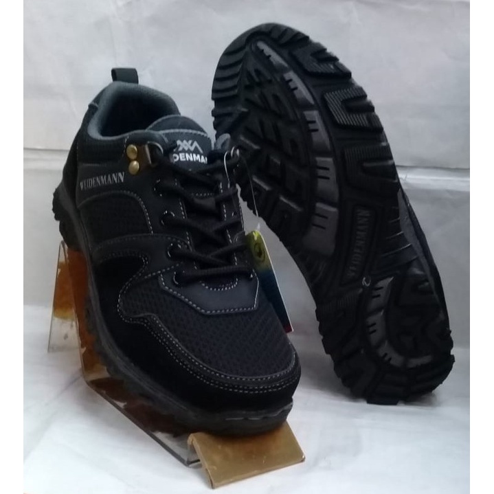 Jual Sepatu Sneakers Pria Weidenmann Leverage 01 Black.Original ...