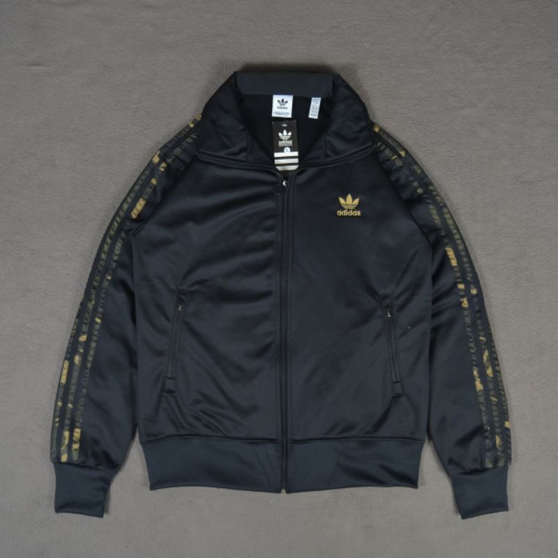Jual TRACKTOP ADIDAS HITAM LIST LORENG XXL FULL TAG LABEL CASUAL HYPE | Shopee Indonesia