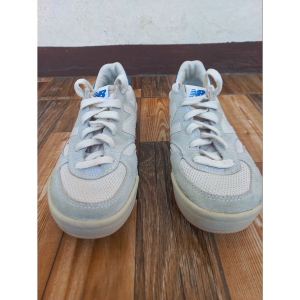 Jual Sepatu New Balance 300 Revlite | Shopee Indonesia