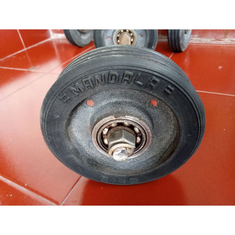 Jual roda troli gledekan set as roda 6 in | Shopee Indonesia