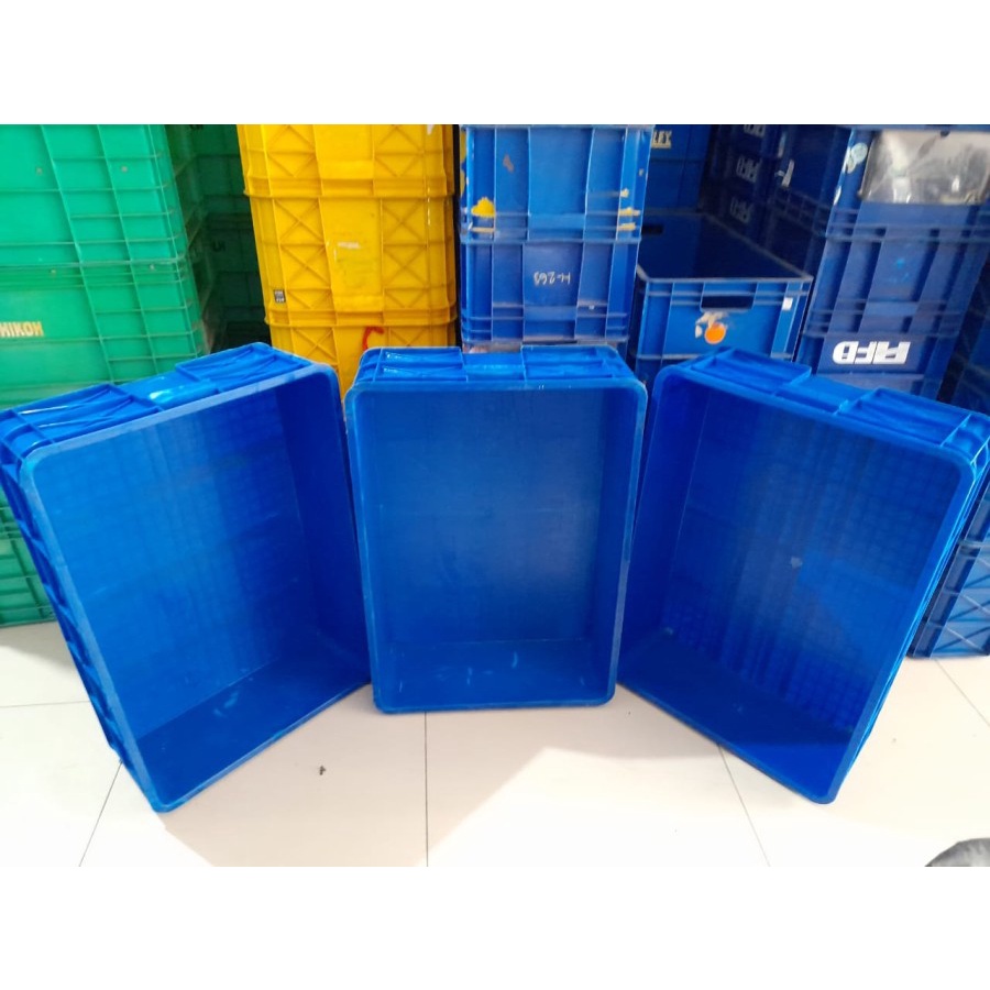 Jual Box contener plastik bekas 7022 box tempat penyimpanan barang 7022 ...
