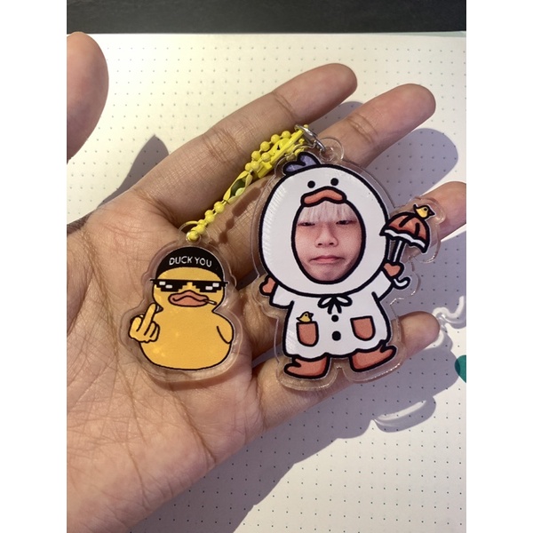 Jual acrylic keychain DUCK VERSION FREE CUSTOM FOTO | Shopee Indonesia