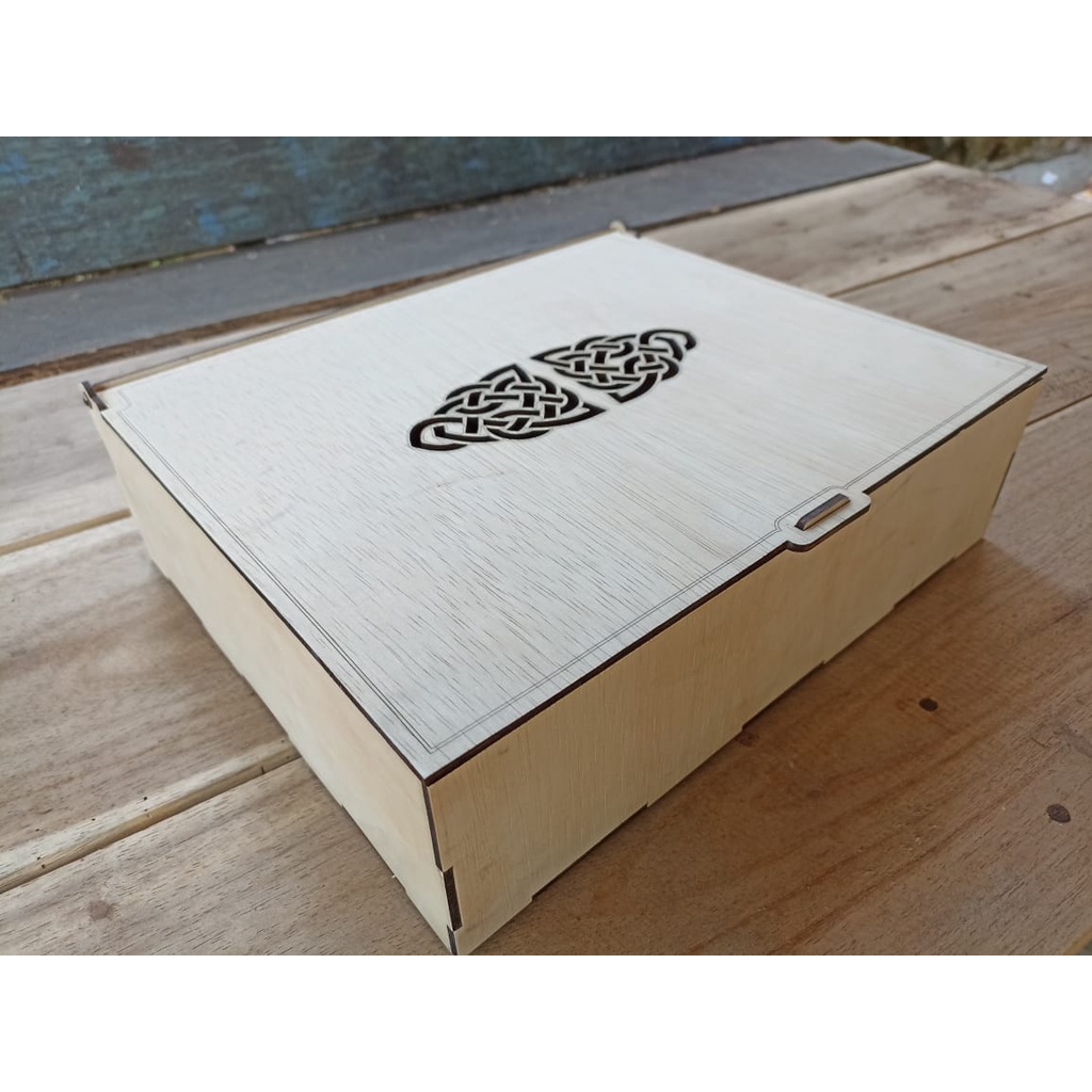 Jual B007. Parcel box kayu unik murah ukuran besar 30cmx25cmx8cm (Belum ...