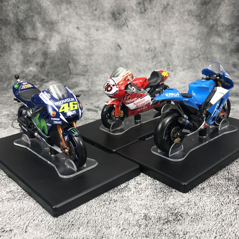 Jual Diecast Motor Balap MOTO GP VALENTINO ROSSI VR46 LEO Skala 1:18 ...