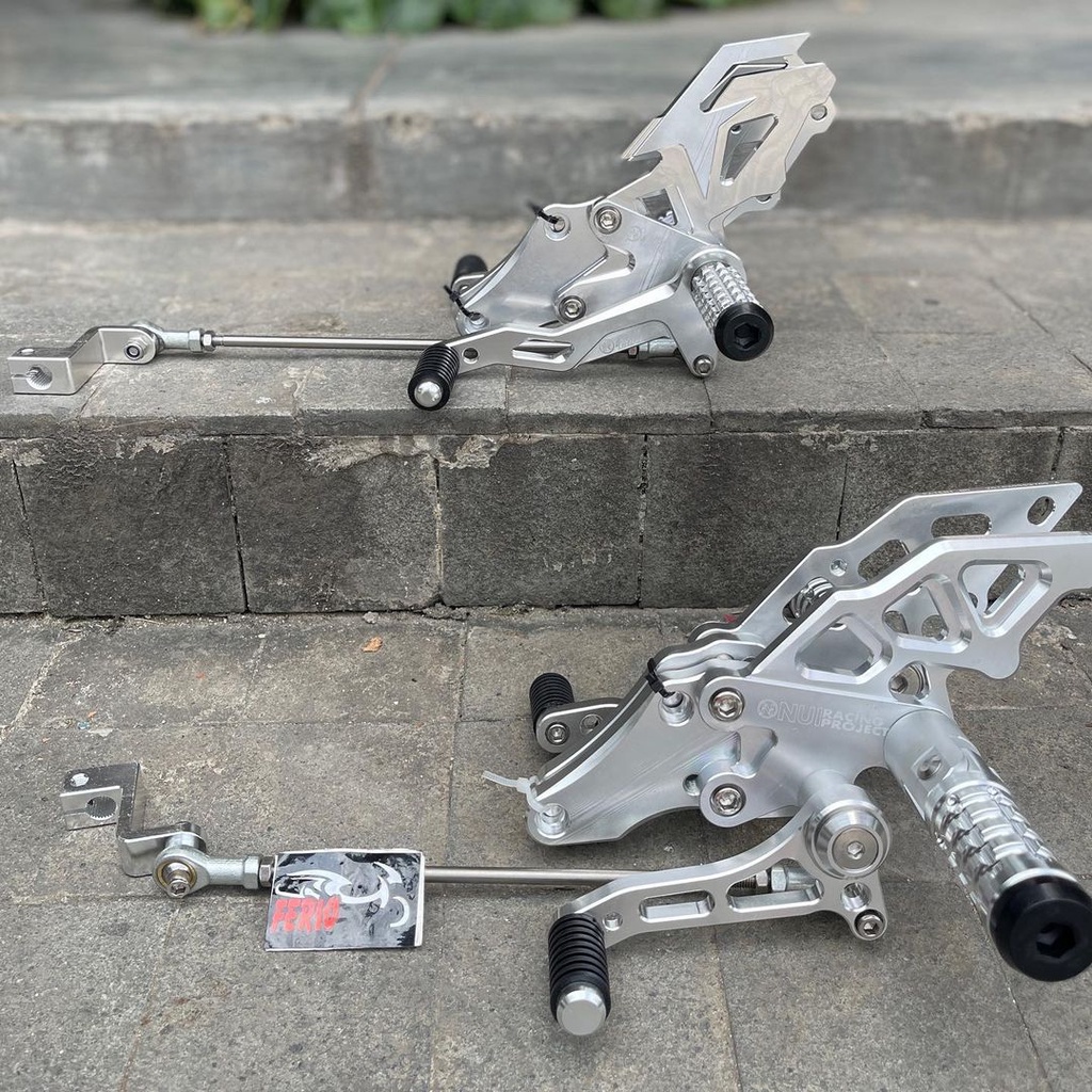 Jual Footstep Step Underbone Vixion R15 V3 V4 Merk NUI Racing universal ...