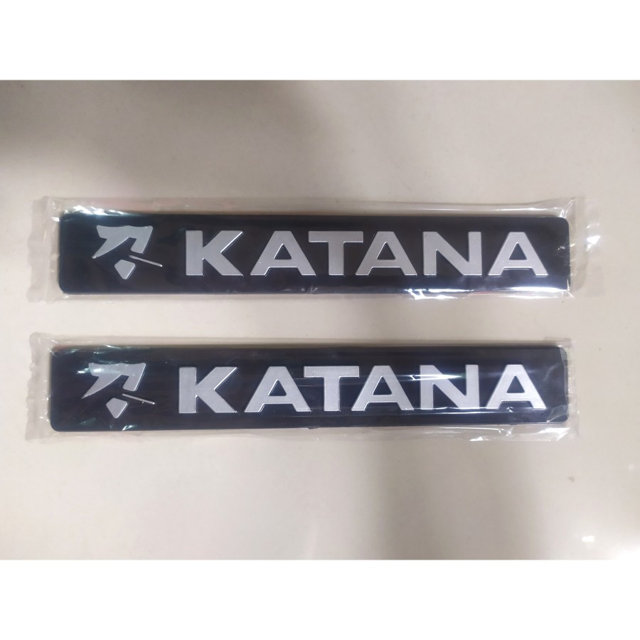Jual Emblem katana Logo katana Tulisan katana - 2 pcs | Shopee Indonesia