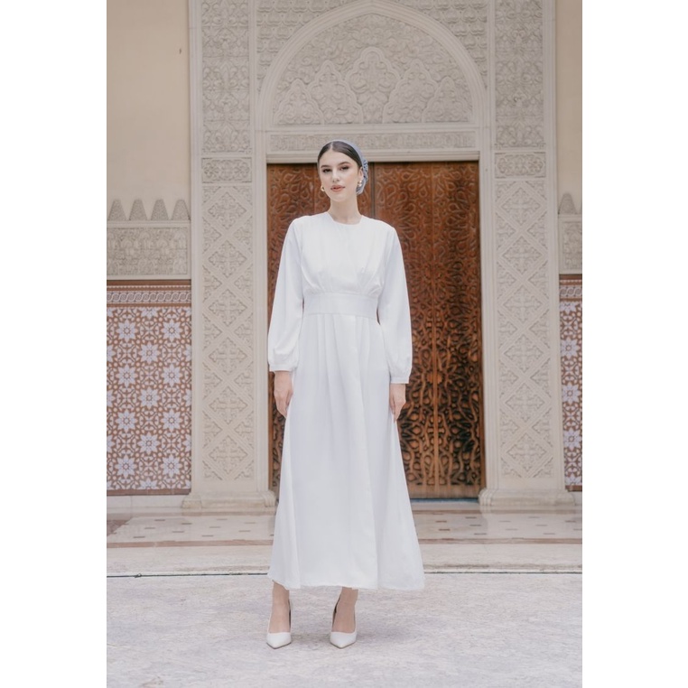 Jual Urban Exchange Gamis Darla White | Shopee Indonesia