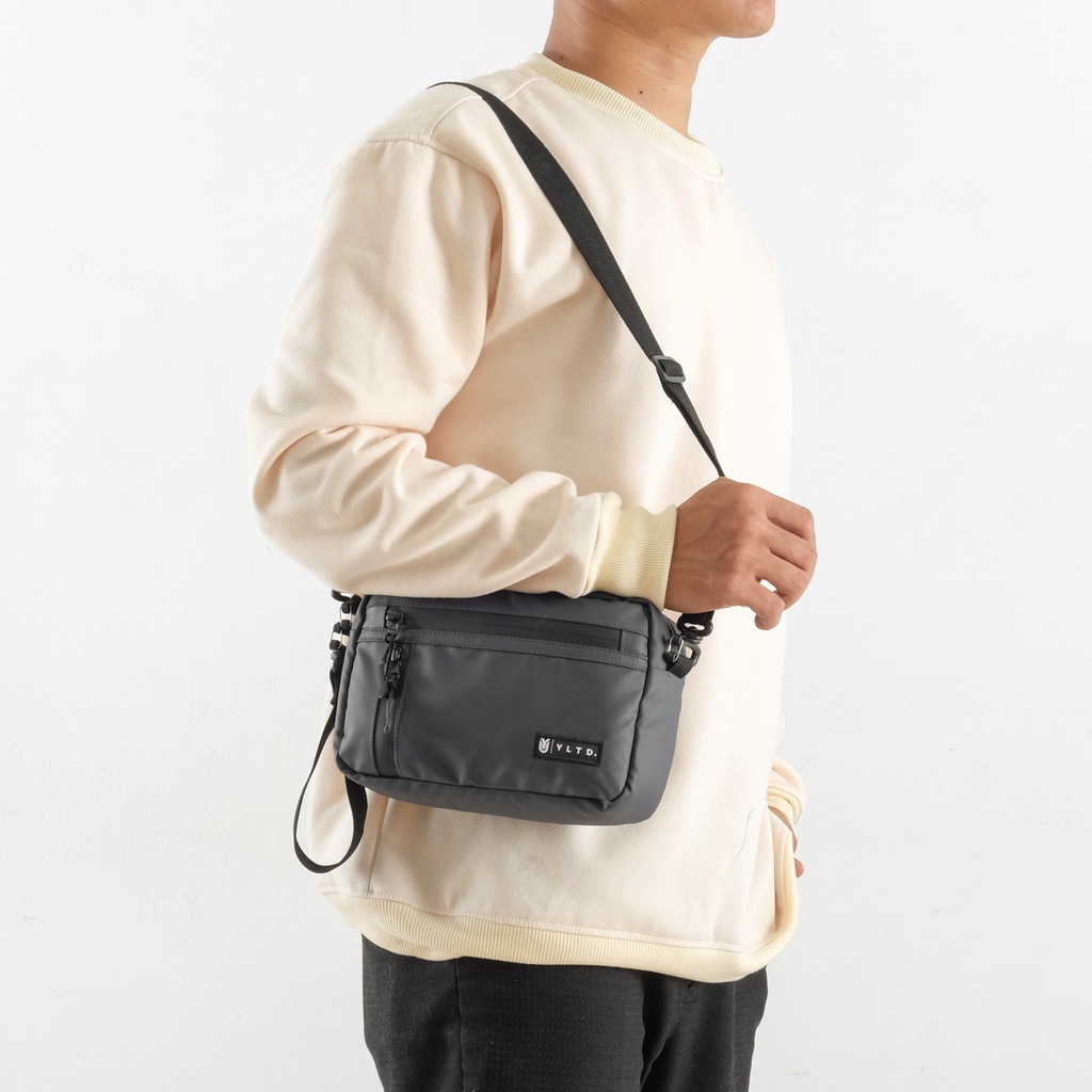 Jual YLTD - Tas Selempang Anti Air Multifungsi Tas Cengkraman ...