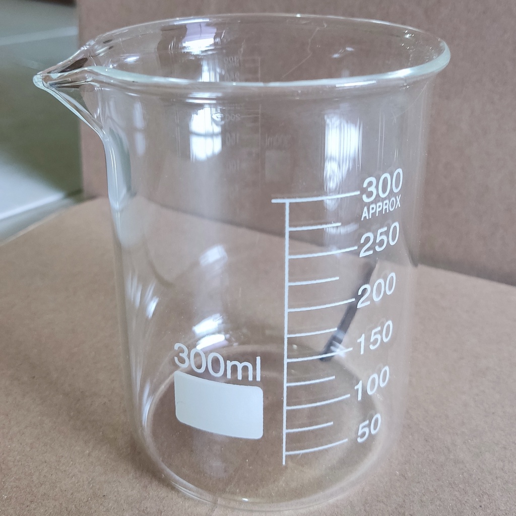 Jual Beaker Glass 300mL kaca low form gelas kimia | Shopee Indonesia